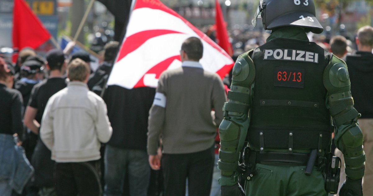 Kein Verbot der NPD wegen fehlender Anhaltspunkte für eine erfolgreiche ...